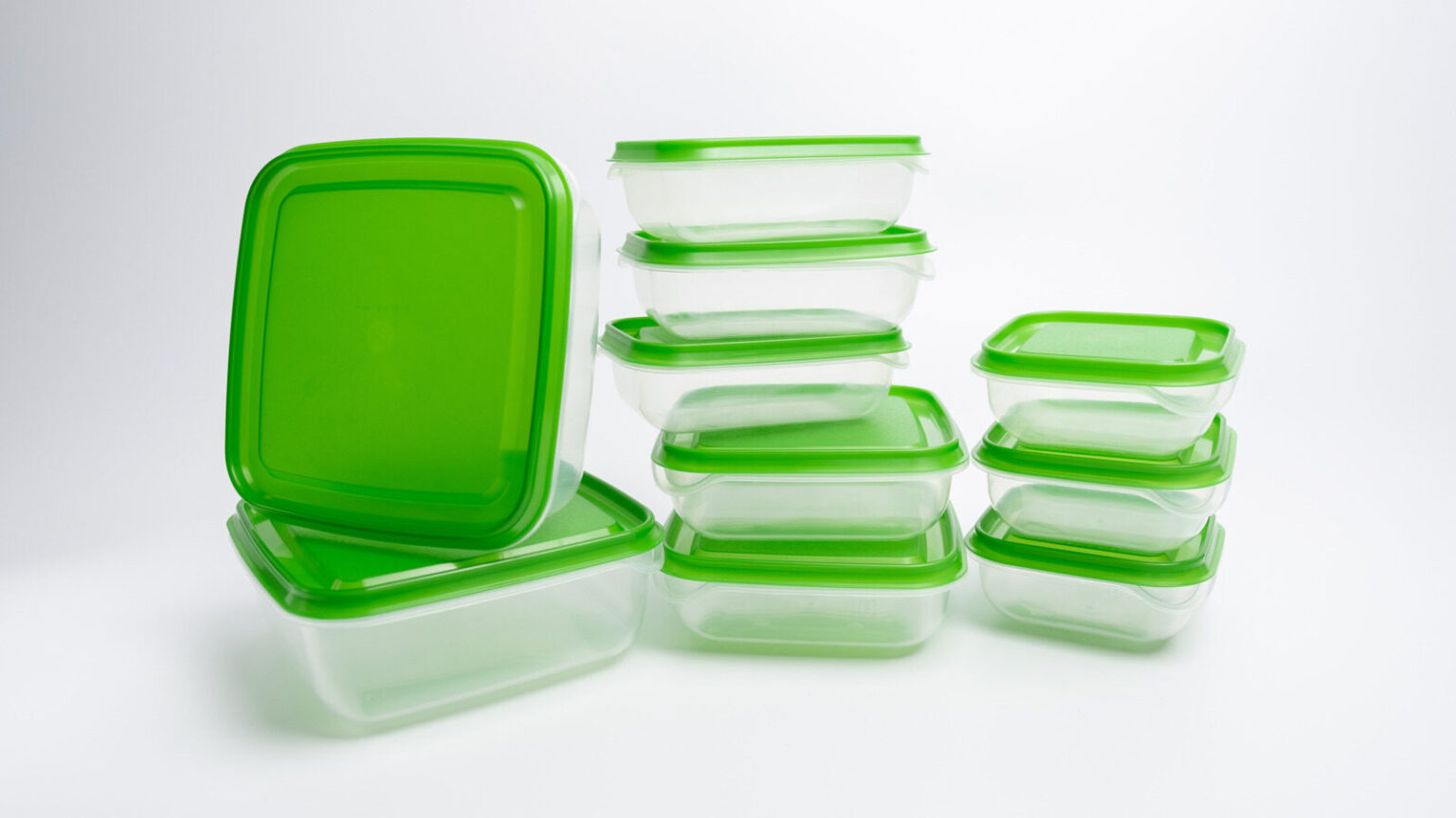 20 Creative Ways to Reuse Old Plastic Containers at Home