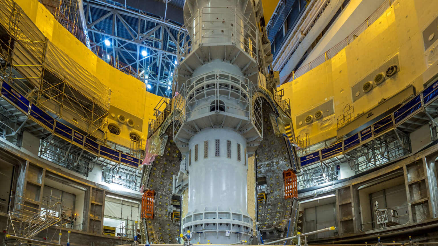 World's Largest Nuclear Fusion Project Advances Toward Sun Power